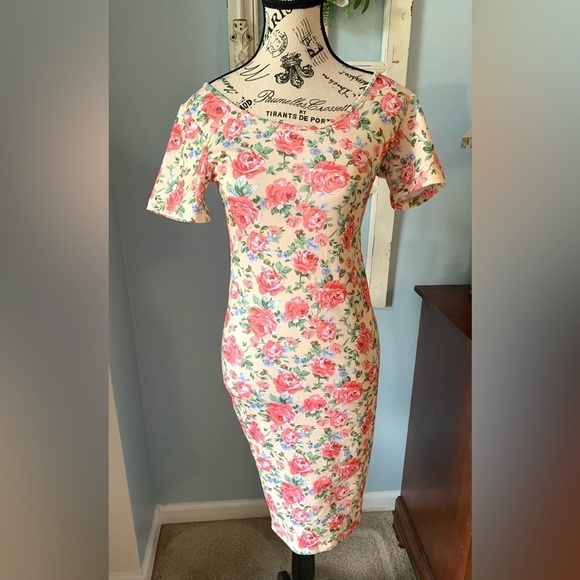 Tam Ware | Dresses | Womens Tam Ware Form Fitting Yellow And Pink Rose ...